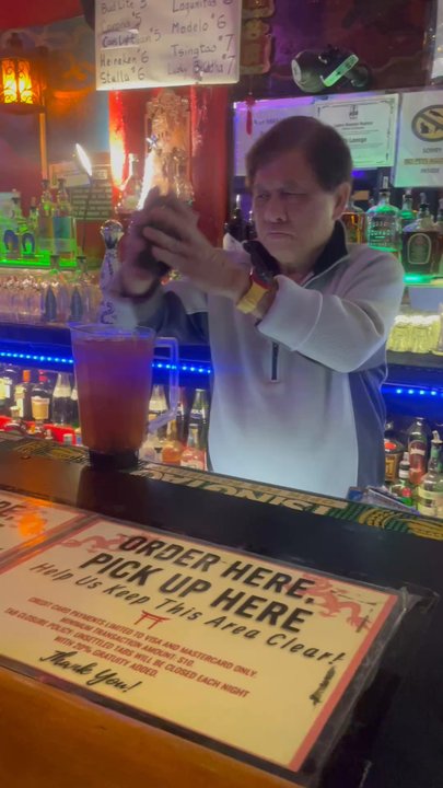 LI PO COCKTAIL LOUNGE - Updated May 2025 - 908 Photos & 801 Reviews ...