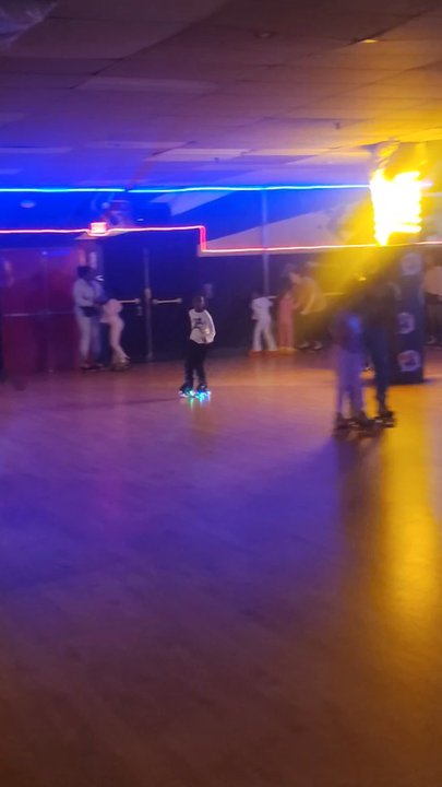 CHEZ VOUS ROLLER SKATING RINK - Updated December 2025 - 41 Photos & 78 ...