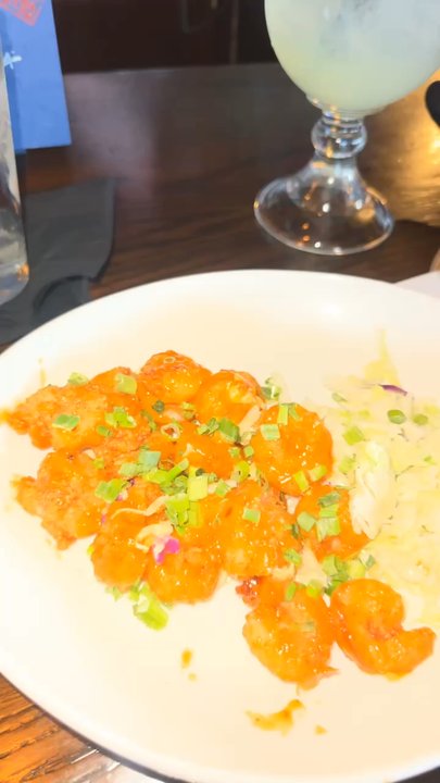 SHORES INN FOOD & SPIRITS - Updated January 2026 - 157 Photos & 270 ...