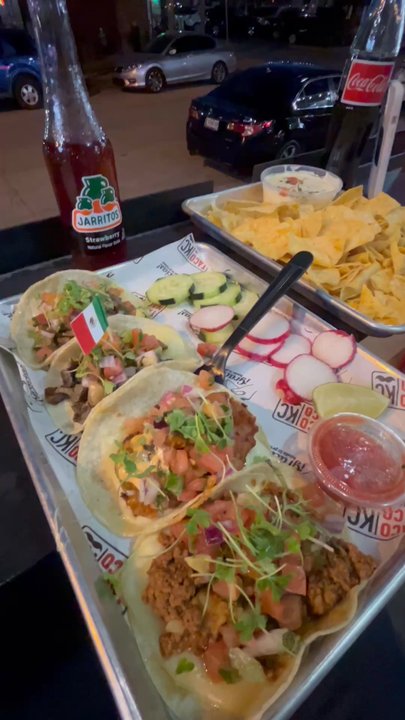 TACO NACO KC - Updated May 2025 - 204 Photos & 84 Reviews - 4141 ...