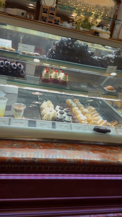 COSSETTA ALIMENTARI - Updated May 2025 - 1102 Photos & 1087 Reviews ...