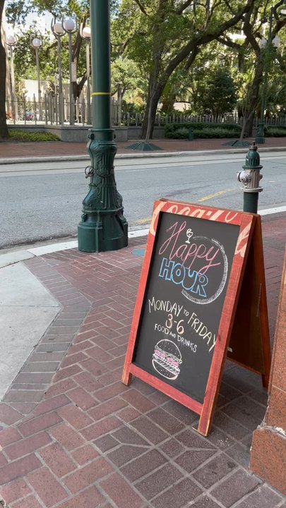 CAFÉ AT THE SQUARE - Updated April 2026 - 298 Photos & 370 Reviews ...