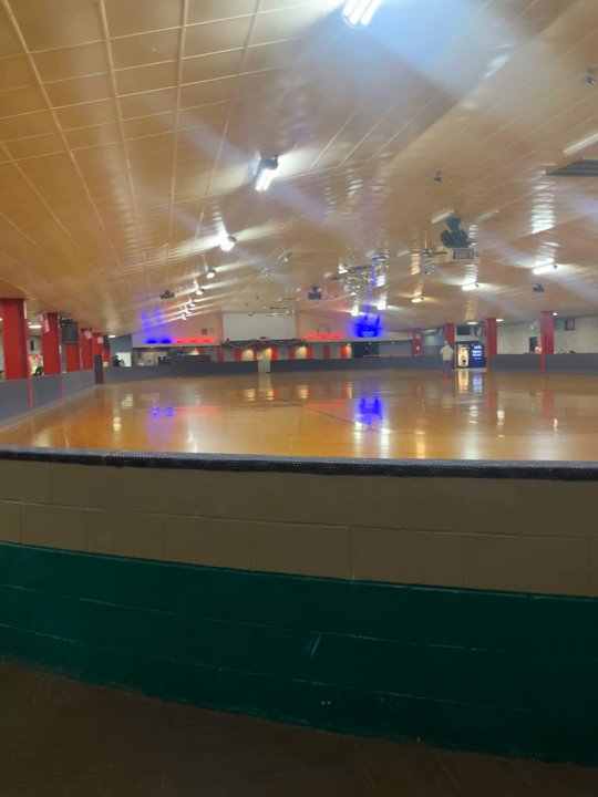 ROLL ARENA FAMILY SKATING CENTER - Updated October 2025 - 19 Photos ...