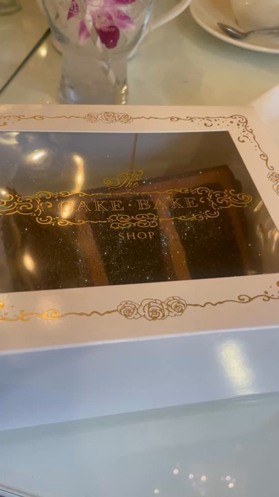 THE CAKE BAKE SHOP BY GWENDOLYN ROGERS-BROAD RIPPLE VILLAGE - Updated ...