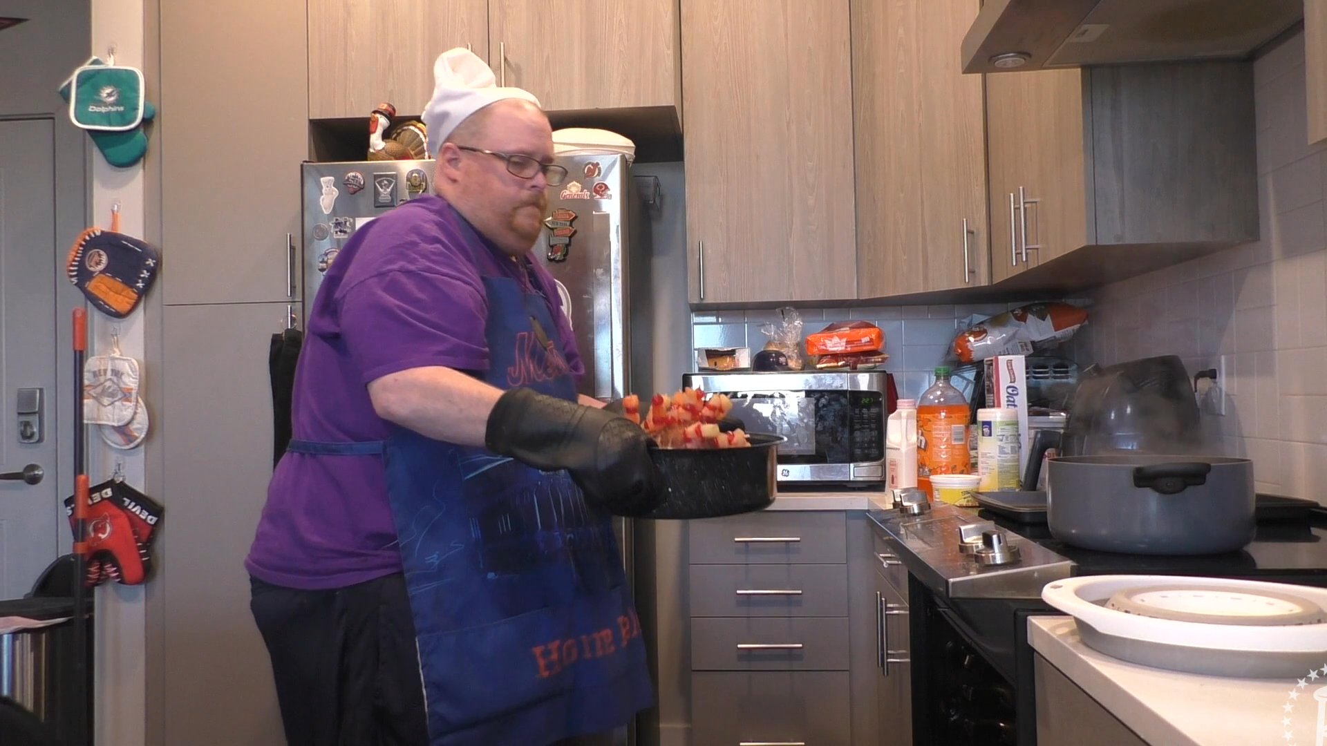 Tank Cooks Spiral Sliced Ham | Barstool Sports