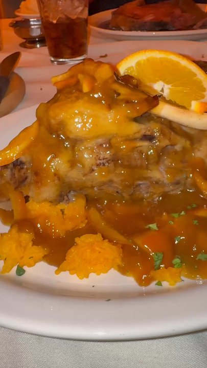 CORNER HOUSE ON THE LAKE - Updated December 2025 - 91 Photos & 169 ...