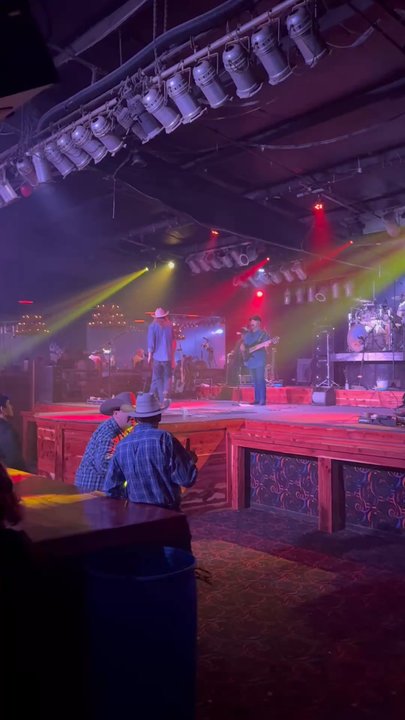 COWBOYS RED RIVER - Updated January 2026 - 154 Photos & 339 Reviews ...