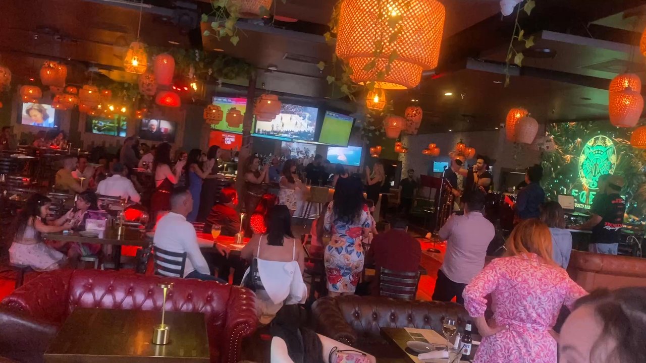 LEGENDS SPORTS BAR & LOUNGE - Updated April 2026 - 82 Photos & 72 ...