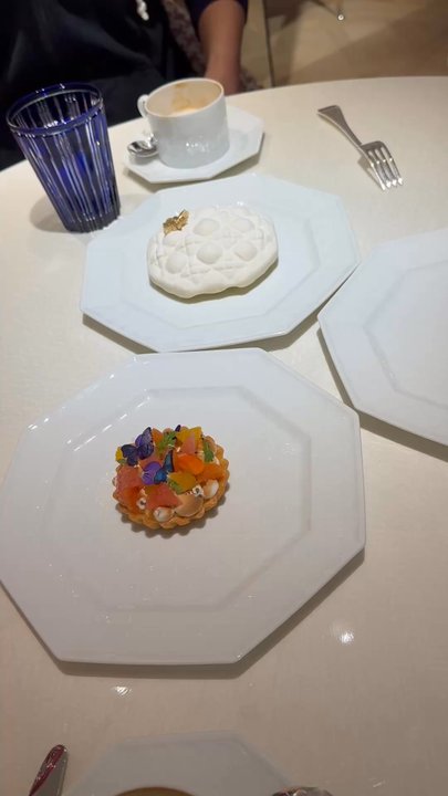 CAFE DIOR BY DOMINIQUE CRENN - Updated December 2025 - 205 Photos & 33 ...