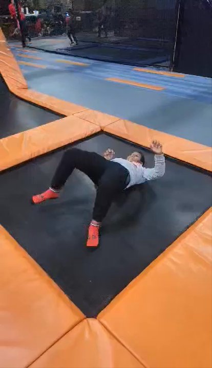 KNUCKLEHEADS TRAMPOLINE PARK, RIDES AND BOWLING - Updated July 2025 ...