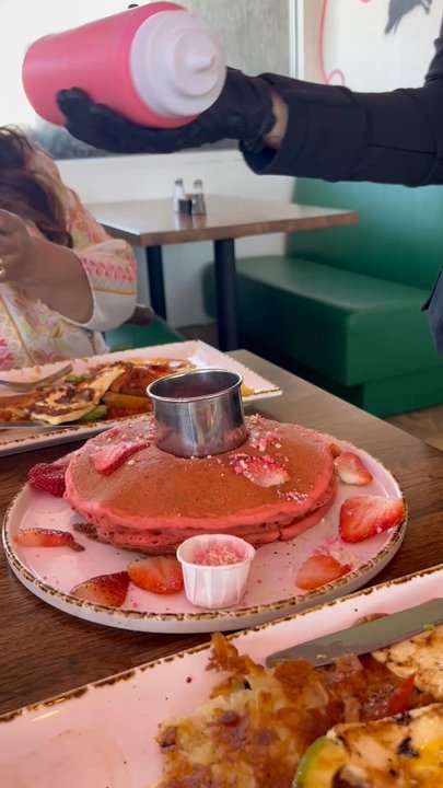 MADRES BRUNCH - Updated April 2025 - 1006 Photos & 869 Reviews - 2099 E ...