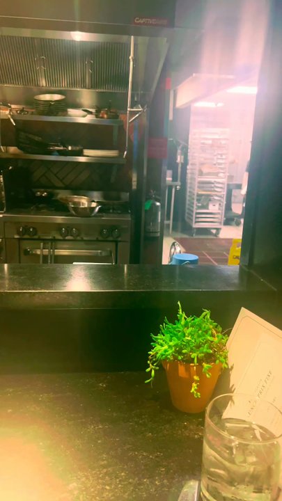 Q RESTAURANT & BAR - Updated August 2025 - 1108 Photos & 1037 Reviews ...