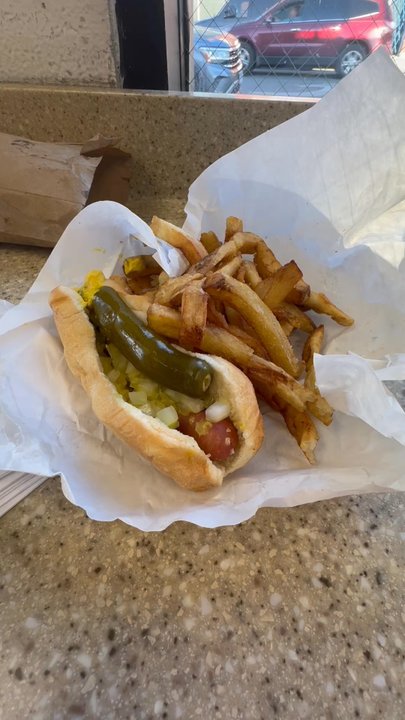 JIMMY’S RED HOTS - Updated September 2025 - 252 Photos & 395 Reviews ...