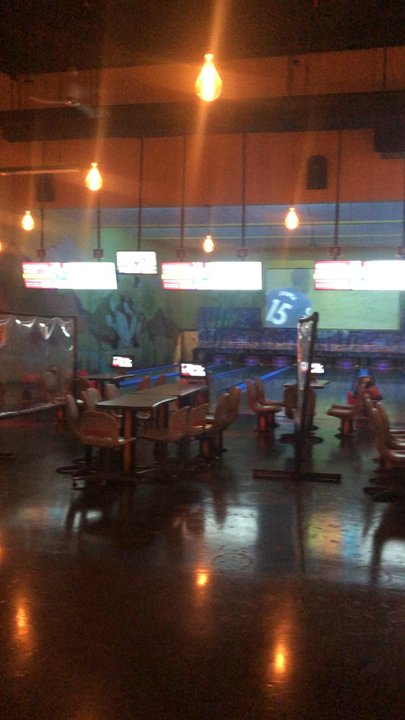 OASIS LANES - Updated May 2026 - 100 Photos & 92 Reviews - 1660 N ...