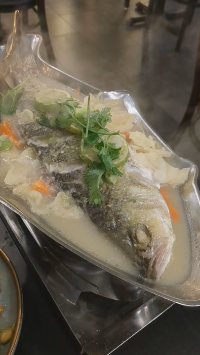 LERT ROS THAI FOOD - Updated December 2025 - 279 Photos & 137 Reviews ...