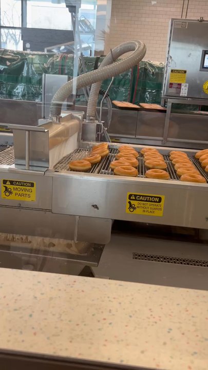 KRISPY KREME - Updated October 2025 - 20 Photos - 4614 Gateway ...
