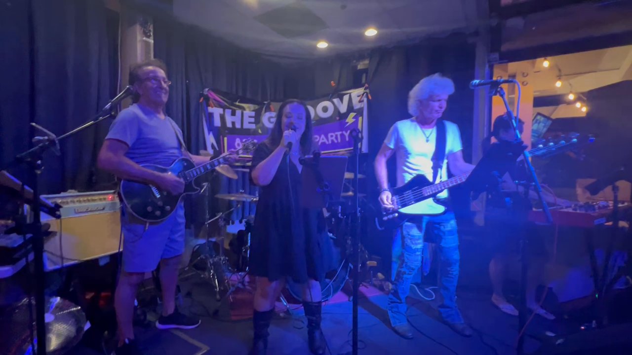 MAINSTREAM BAR AND GRILL - Updated January 2026 - 361 Photos & 476 ...