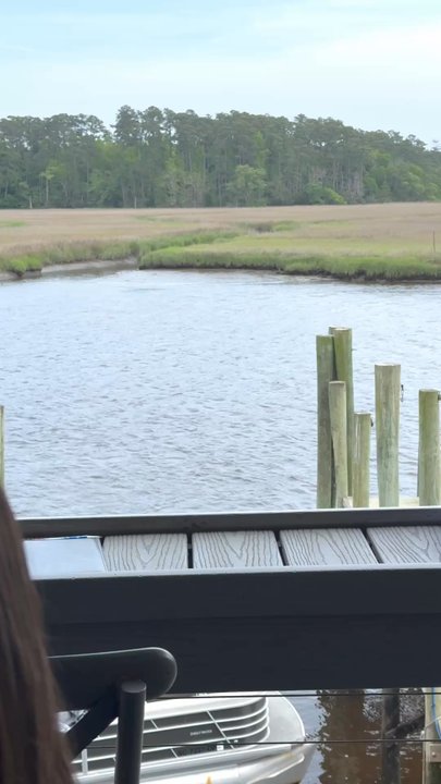 MAKOS MARINA BAR & GRILL - Updated December 2025 - 85 Photos & 55 ...