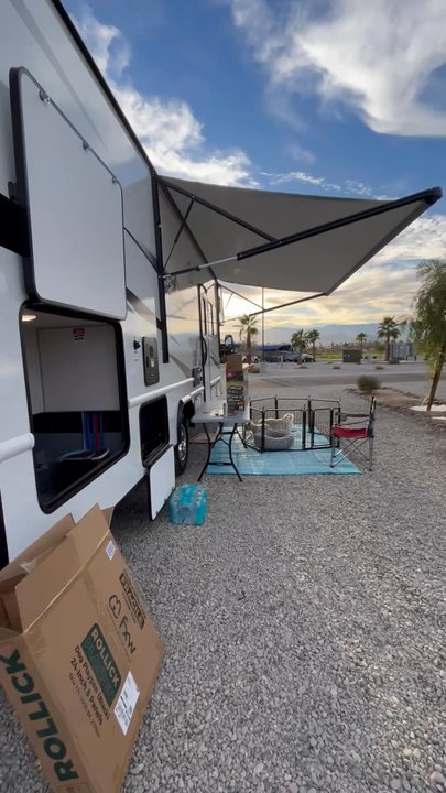 COACHELLA LAKES RV RESORT - Updated October 2025 - 209 Photos & 41 ...