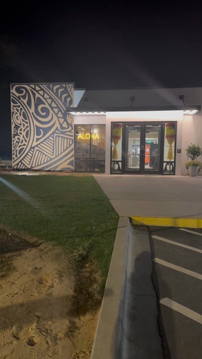 POUNDERS HAWAIIAN GRILL - CRESTVIEW - Updated January 2026 - 127 Photos ...