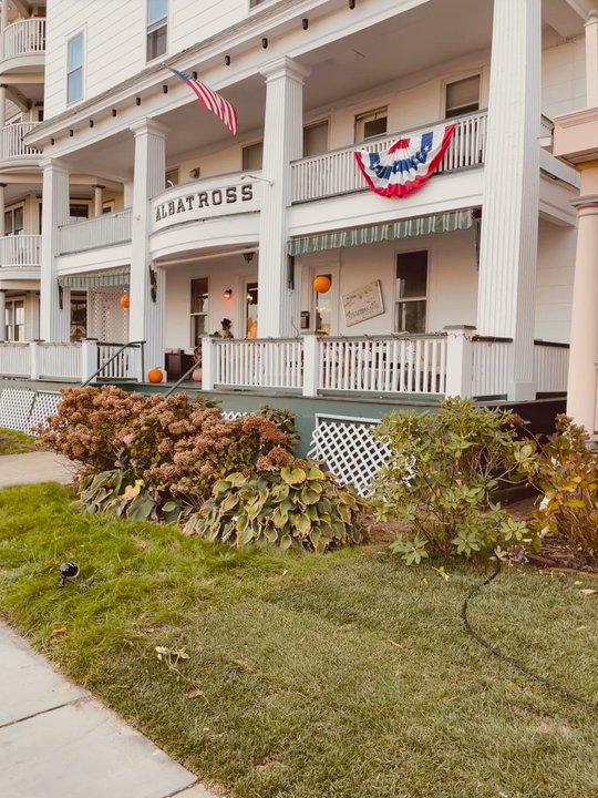 HOTEL ALBATROSS - Updated June 2026 - 13 Photos & 29 Reviews - 34 Ocean ...