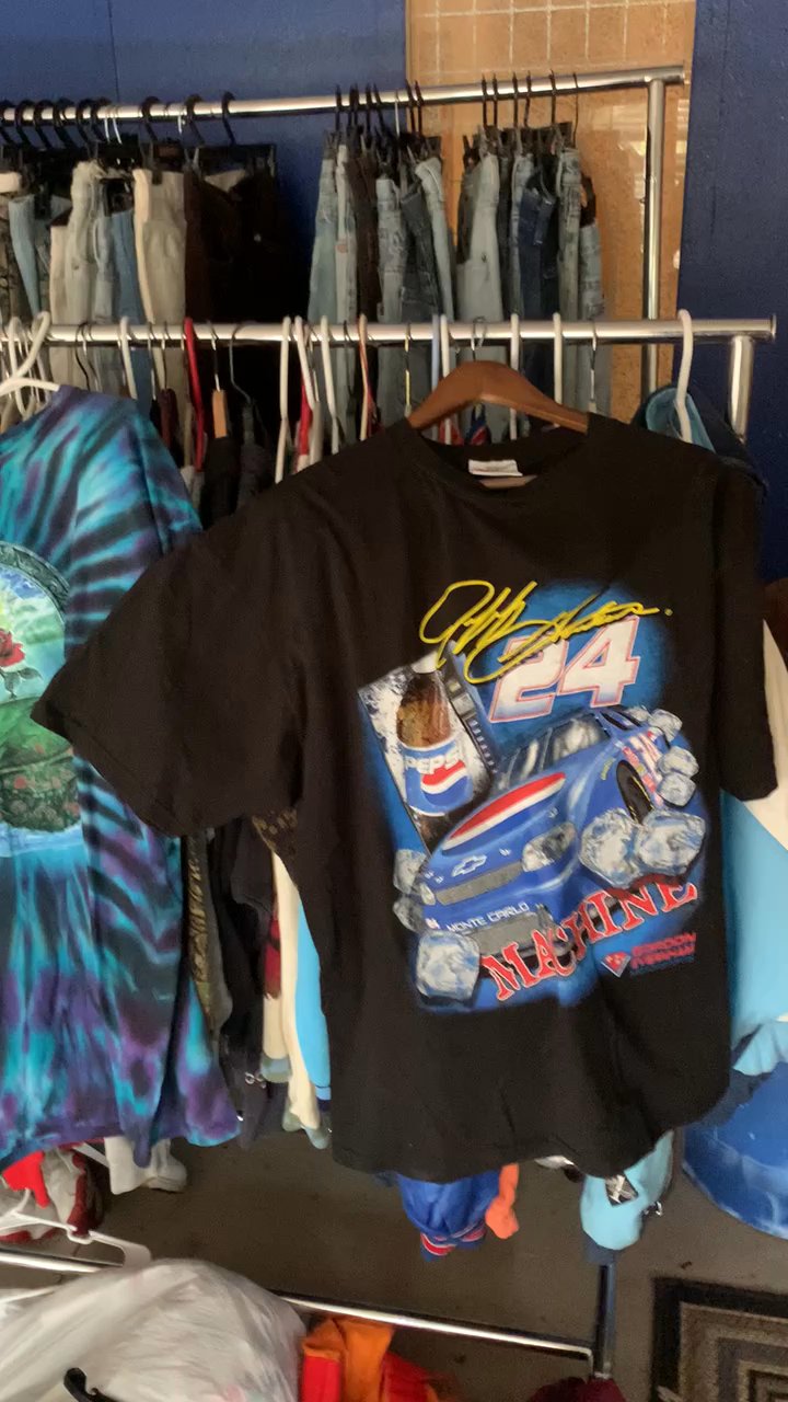 Whatnot - Vintage tees graphic tees , Disney , art big mix tune in ...