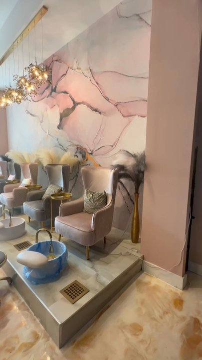 The Chic Beauty and Wellness - Updated June 2026 - 128 Photos & 40 ...