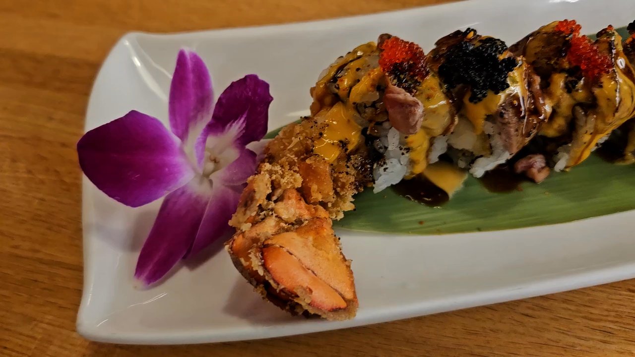 WILD GOJI REVOLVING SUSHI & BAR - Updated August 2025 - 2006 Photos ...