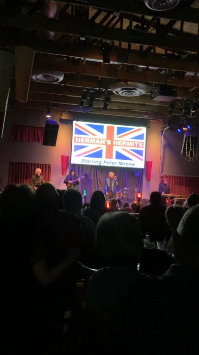 MAIN STREET CROSSING - Updated July 2025 - 75 Photos & 94 Reviews - 111 ...