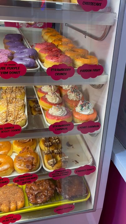 DKS DONUTS & BAKERY - Updated July 2025 - 4464 Photos & 2560 Reviews ...